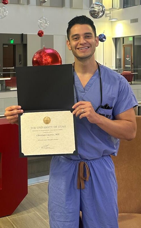 Christian Caceres Receives Steven D. Gray Research Award! - UROC ...